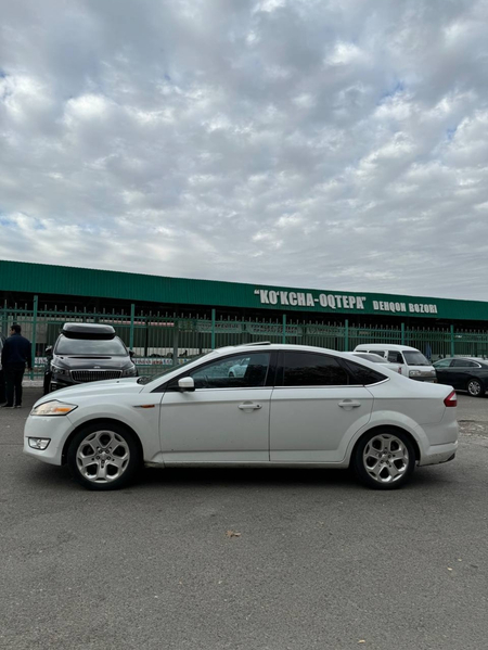 Продажа машина KIA MONDEO
