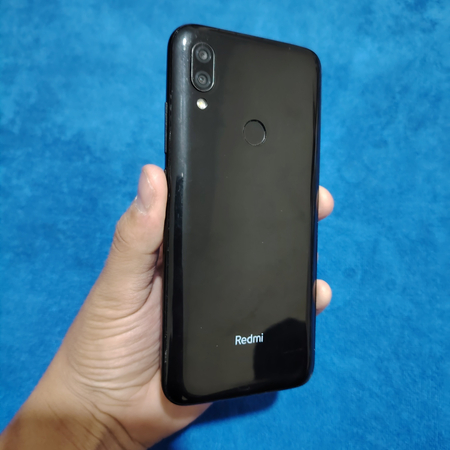 Redmi 7 sotiladi
