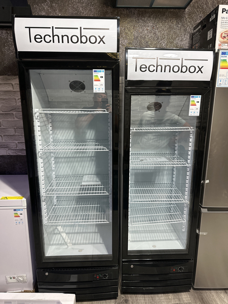 Витринный холодильник technobox высота 2м