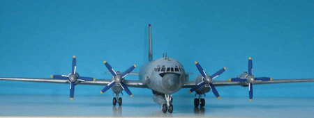 Сборная модель самолета Ил-20М (ВЭ, 1/144).