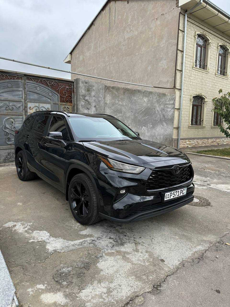 Срочно Toyota HIGHLANDER HEV   2023г. Пробег 5800км