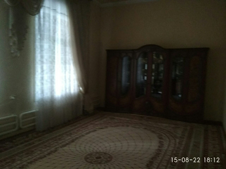 6 Сотих уй сотилади 8 хонали Хамма шароит бор