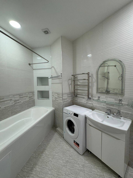 Продается 3х ком. квартира в новостройке, ор-р: Паркентский, 96м2