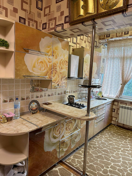 Продается 3 комнатная квартира на 2 этаже площадью 80 кв.м.