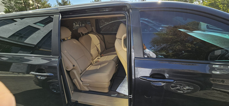 Kia karneval Grand 2019 yil 105000 km yurgan.