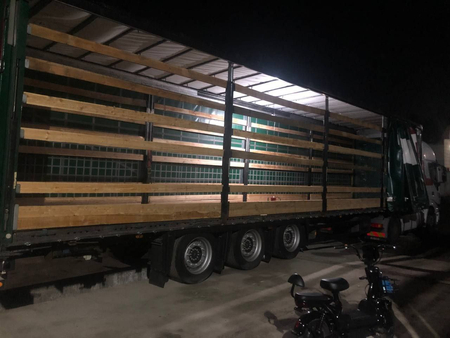 Mercedes-Benz 
actors 1841 mega
2017 yil    750 000 km
Schimitz 2015 y