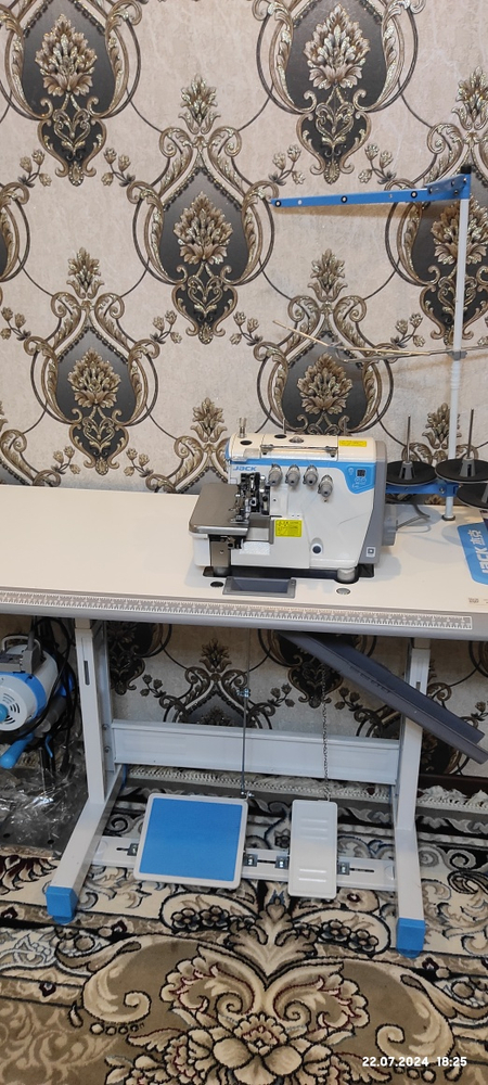 overlok jack E4s