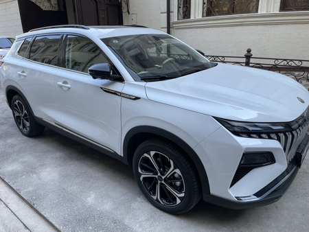 Dongfeng Aeolus Huge