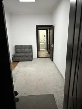 Чиланзар8 вдоль дороги 2 комнаты 70м² с ремонтом