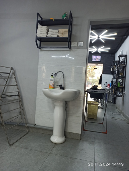 Barbershop jixozlari sotiladi