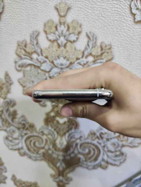 Iphone Xs Max яхши холати каробка документ