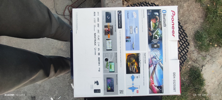 Pioneer DEH-S5250BT