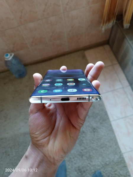 Samsung not 10 plus 12/256