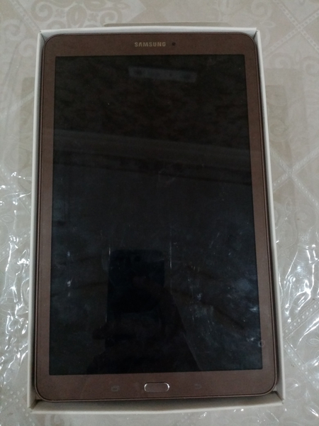 Samsung Tab E 8 gb holati ideal srocni sotiladi