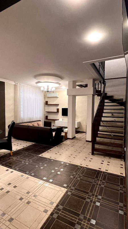 Penthouse Metro Oybek 5 room 3bedroom 3bathroom Fidokor street