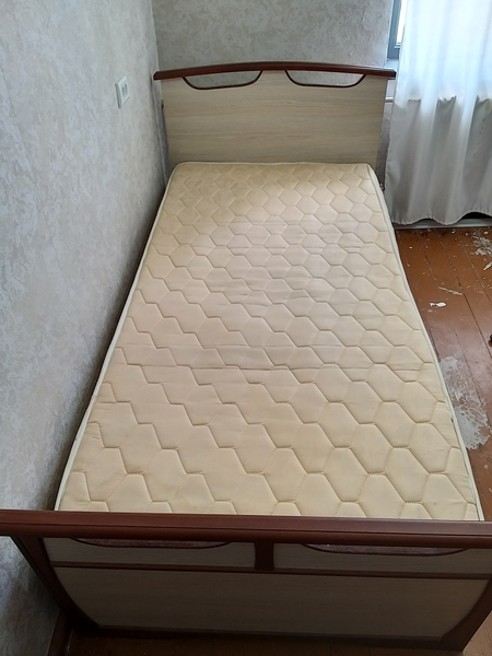 Продаётся кровать в отличном состоянии