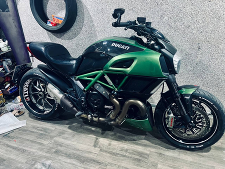 Продается Ducati diavel
