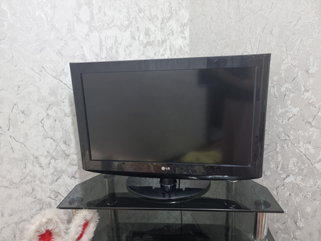 LG телевизор   32