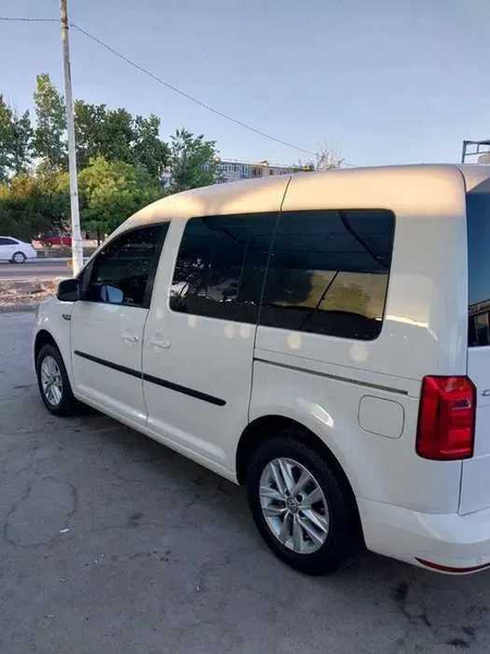 Volskwagen Caddy Trendline naxt va halol nasiyaga
