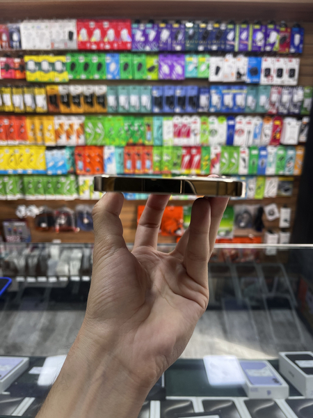 Iphone 12 Pro nasiya savdo va naqdga