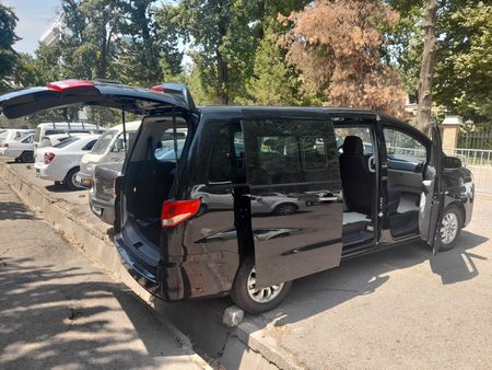 Jak m4 mikroavtobus