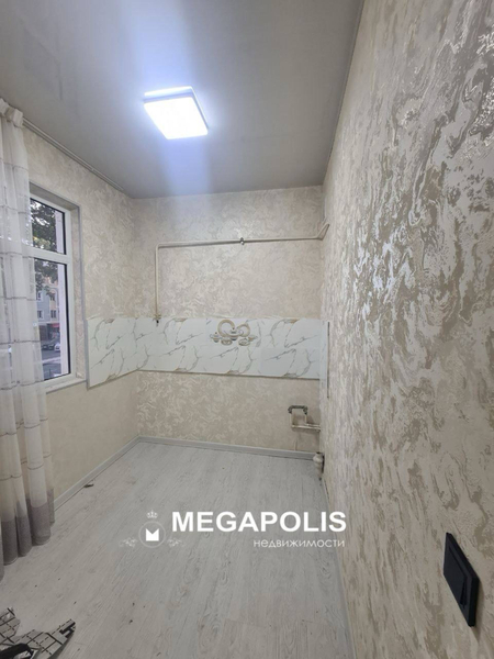 ,Хамза Метро 1комнатная