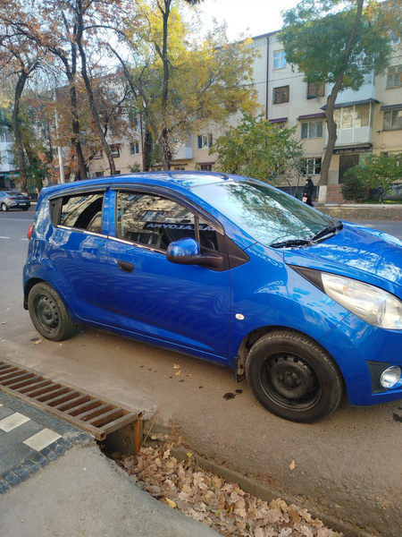 Spark 1li mator benzinda