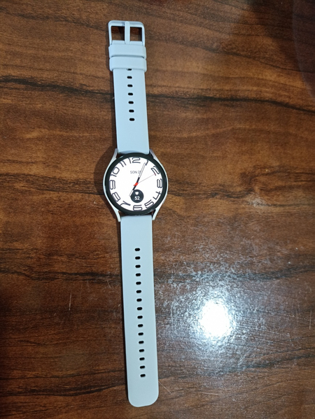 Samsung galaxy watch 6 sotiladi