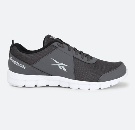 Летние кроссовки Reebok Travellar легкая обувь
