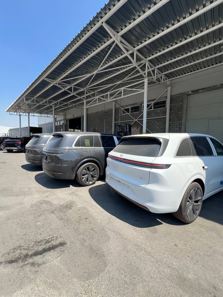 Л6 Мах Lixiang l6max qora salon