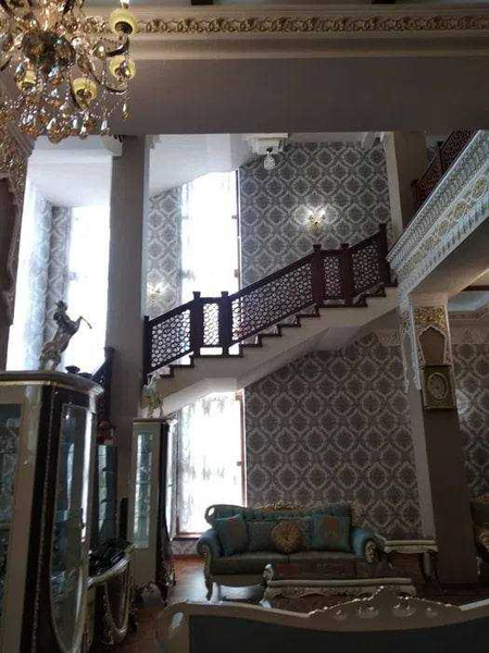 Продается Евро дом Ор-р: Кибрайский район  3600м2
