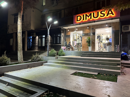 Аренда под бутик офис авиакасса и show room вдоль дороги ор-р Абай