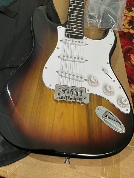 Sola gitara | elektr gitara