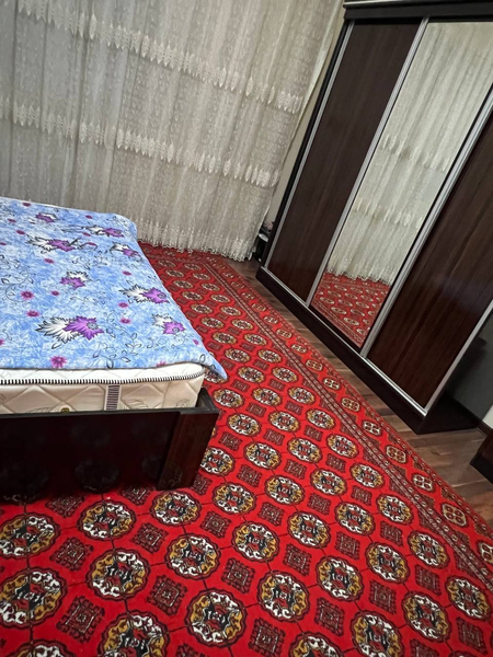 Shaxriston metro sheriklikka 2 ta qiz olinadi 2*3 /5/7
