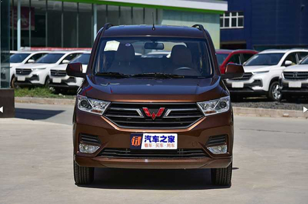 Минивэн 7 местный Wuling 2023 год вып Растаможенный первые руки