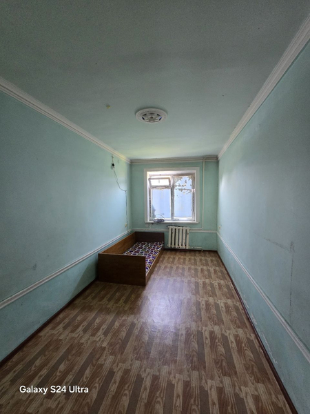 Ялангач. 187школа. Кирпич.  2х6 2/4/4 ипотекага