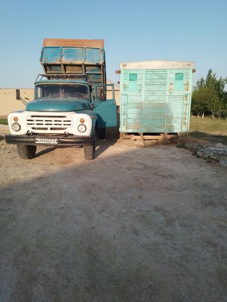 Zil 130 sotiladi MTZ mator