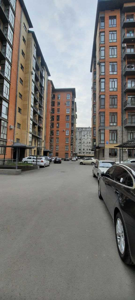 62 m2 qora suvoq 4-qavat yangi bino Mirzo Ulug'bek Parkentskiy(146061)