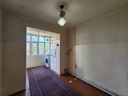 Chinor restorani tomonda kv sotiladi. 31900$