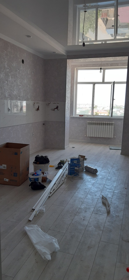 Квартира сатылады 2 ком 5этаж 77 кв метр досназаров кошеси
