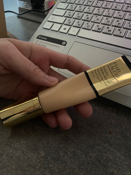 ESTEE LAUDER Устойчивый тональный крем SPF 15