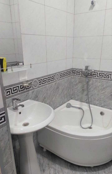 Срочно продаю двух комнатную с новым ремонтом (157348)