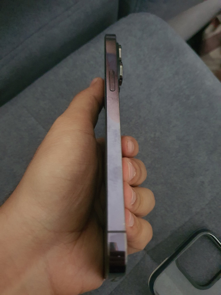 IPhone срочно сотилади