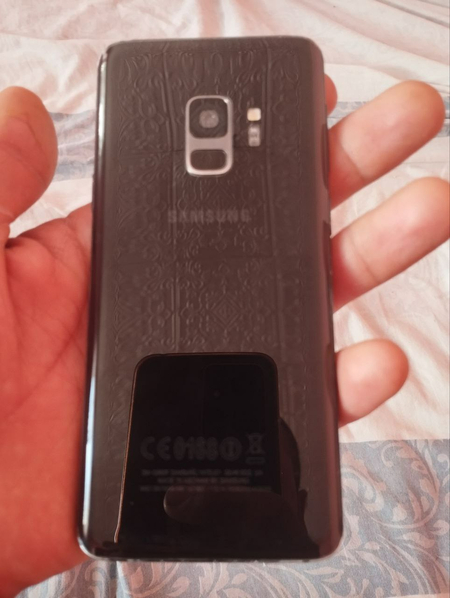 Samsung S9 sotiladi yoki obemga