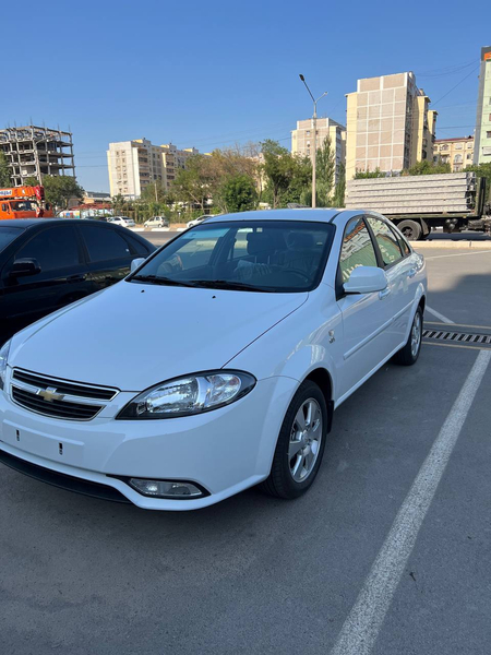 Lacetti L-Style Plus AT avtomobilini boʻlib toʻlashga harid qiling