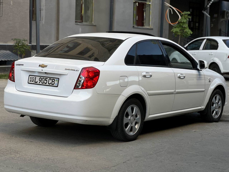 Chevrolet Gentra (2018yil-Metan) Navarot