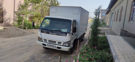 Isuzu 2014 radnoy sotiladi