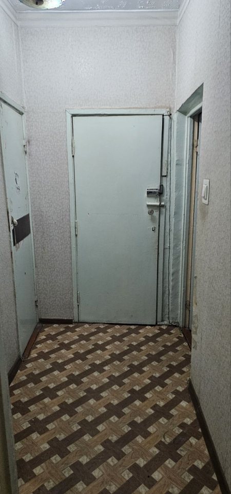 Продаю Квартиру Яшнабадский р-он Авиасозлар-1. 1-ком 5-этаж 9-этажном