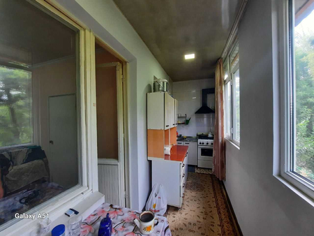 Срочно продается квартира 2/3/4 Юнусабад  13-й квартал (J2858 )