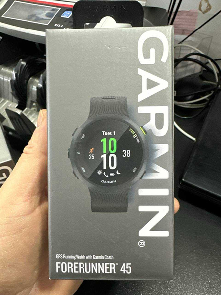 Смарт часы для бегунов Garmin Forerunner 45! Новые в коробке!